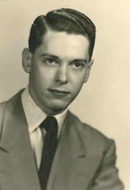 Roger E. Kirk: a biography